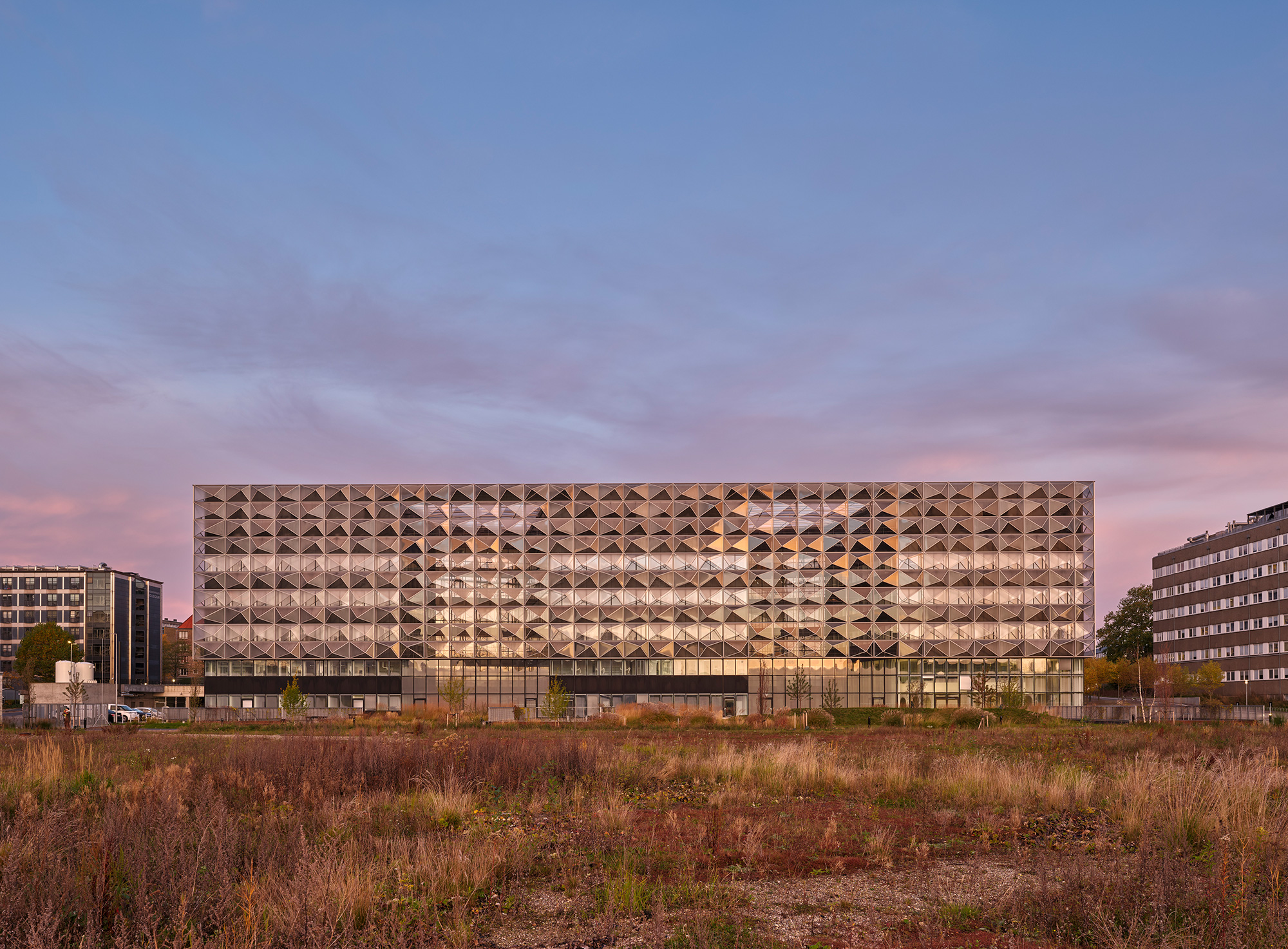 Niels Bohr Building Officially Inaugurated by HM The King